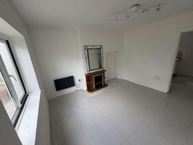 Heol Maes Y Gelynen, Morriston, SA6