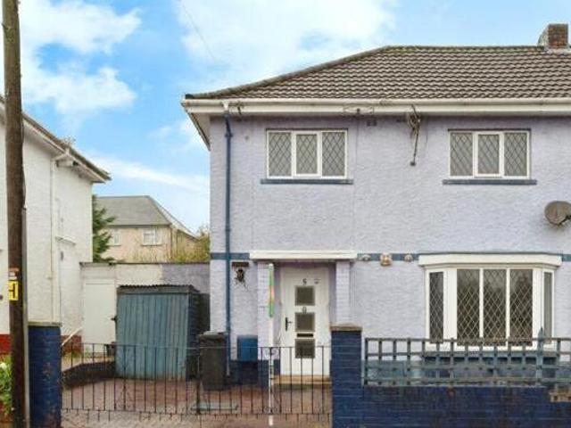 Heol Abram, Lower Cwmtwrch, 3 Bedroom Semi detached