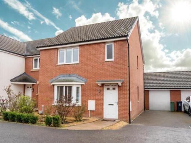 Heol Bennett, St Ederyns Village, 3 Bedroom Detached
