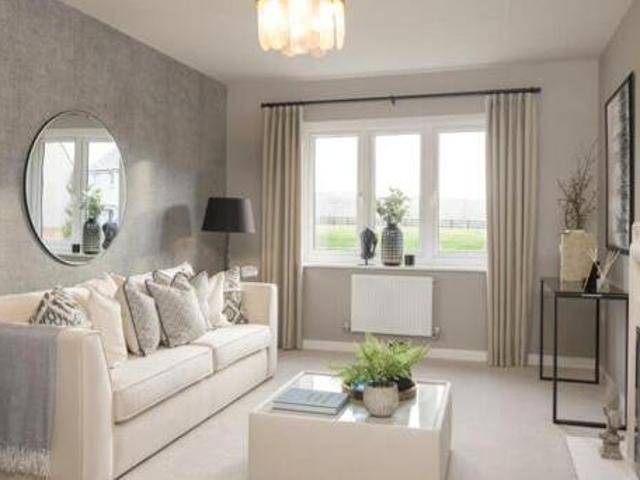 Heol Carwe Isaf, Carway, 4 Bedroom Detached