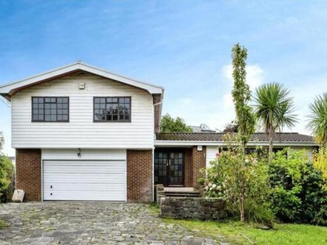 Heol Fach, Llangyfelach, 4 Bedroom House