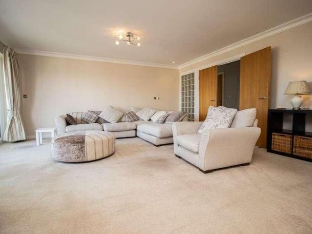 Heol Glan Rheidol, Cardiff, CF10