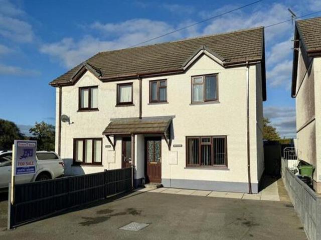Heol Hathren, Cwmann, 3 Bedroom House