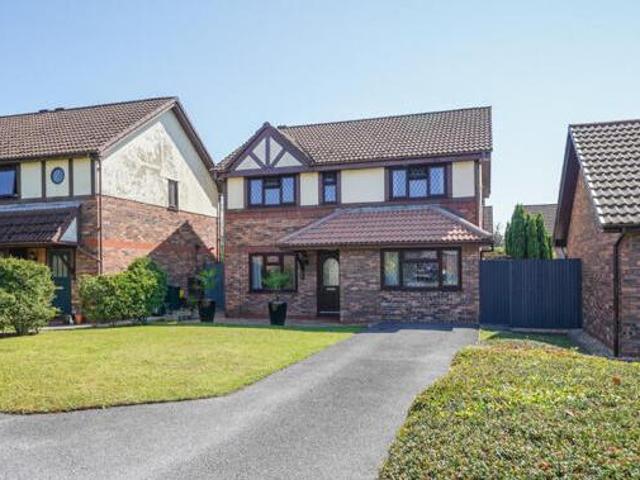 Heol Pentre Bach, Swansea, 4 Bedroom Detached