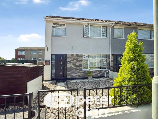 Heol Treferig, Pontypridd CF38, 2 bed property to rent, £1,100 pcm | PrimeLocation