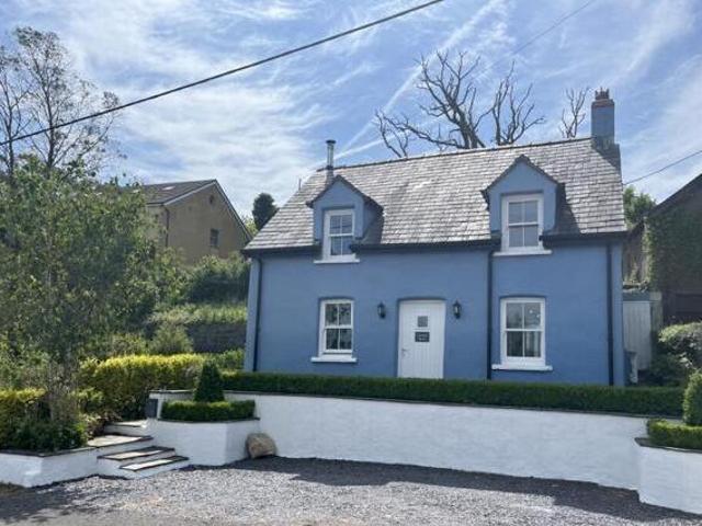 Heol Y Capel, Carmel, 2 Bedroom Detached