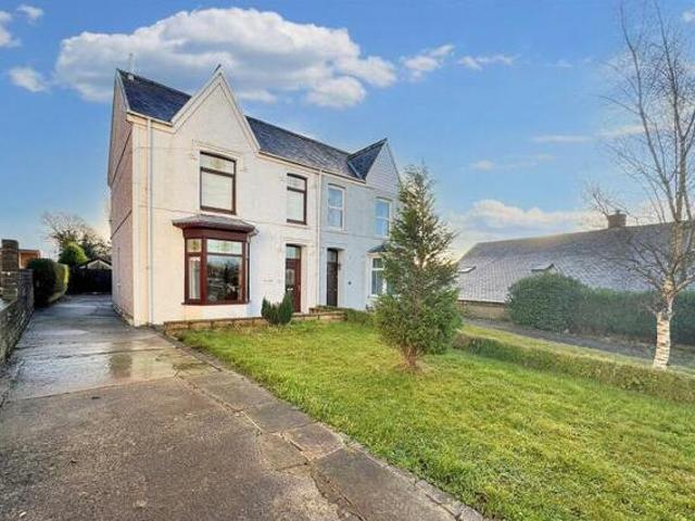 Heol Y Meinciau, Pontyates, 4 Bedroom Semi detached