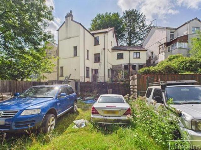 Heol y mynach, Ynysybwl, 3 Bedroom Semi detached