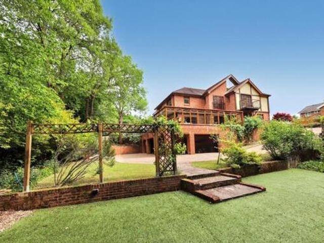 Heath Close, Cwmbach, 4 Bedroom Detached