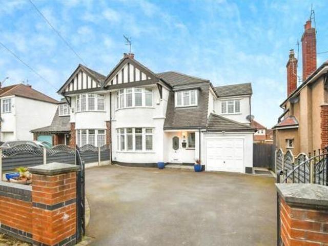 Heath Drive, Upton, 4 Bedroom Semi detached