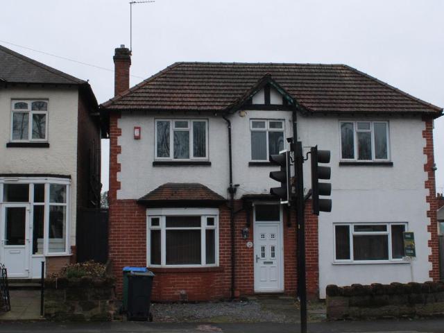 Heath Lane, West Bromwich B71, 3 bed detached house to rent, £1,275 pcm | PrimeLocation