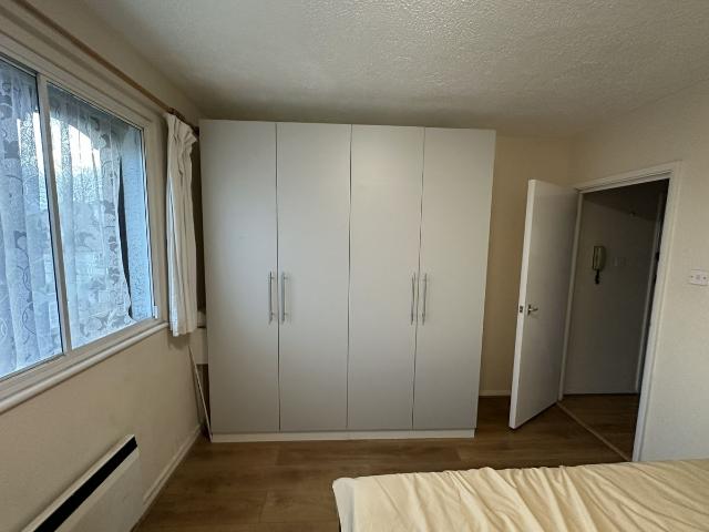 Heath Road, Hounslow TW3, 1 bed flat to rent, £1,350 pcm | PrimeLocation