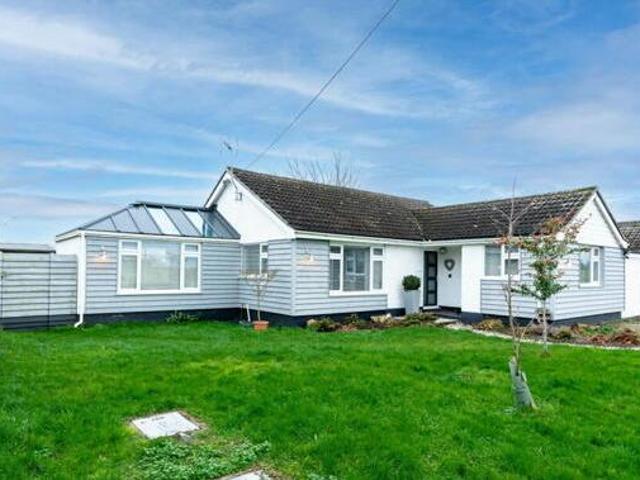 Heath Road, Kenninghall, 3 Bedroom Detached