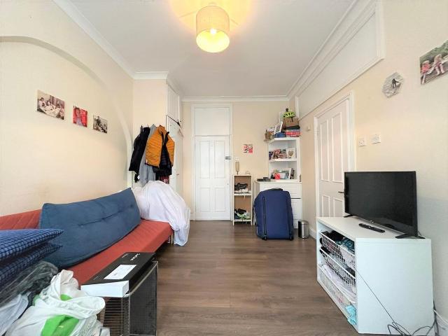 Heath Road, Twickenham TW1, Studio to rent, £1,100 pcm | PrimeLocation