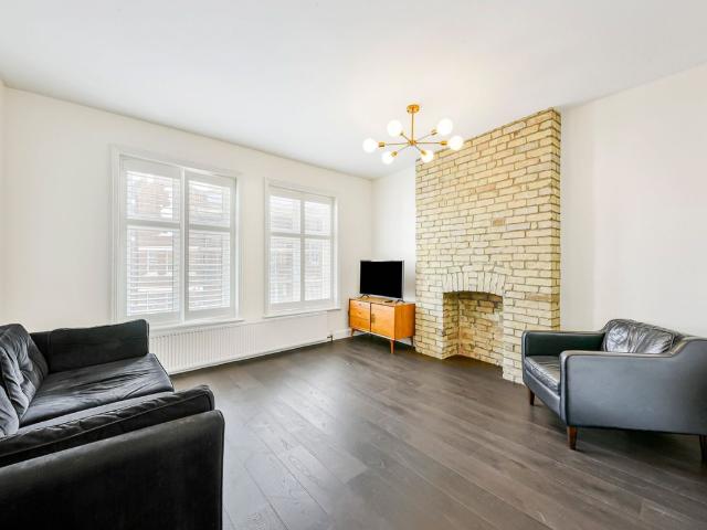 Heath Street, Hampstead Village NW3, 4 bed flat to rent, £6,500 pcm | PrimeLocation