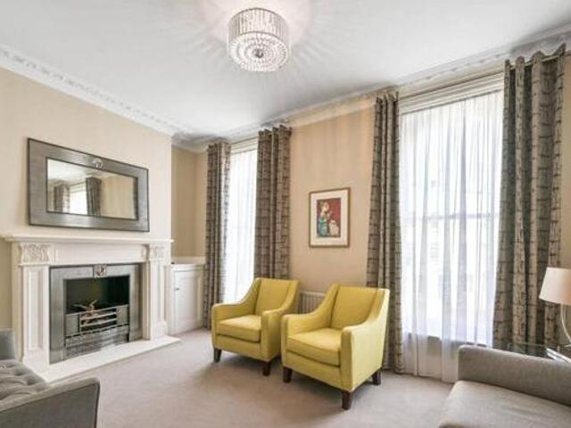 Heath Street, Hampstead, 3 Bedroom Mixed