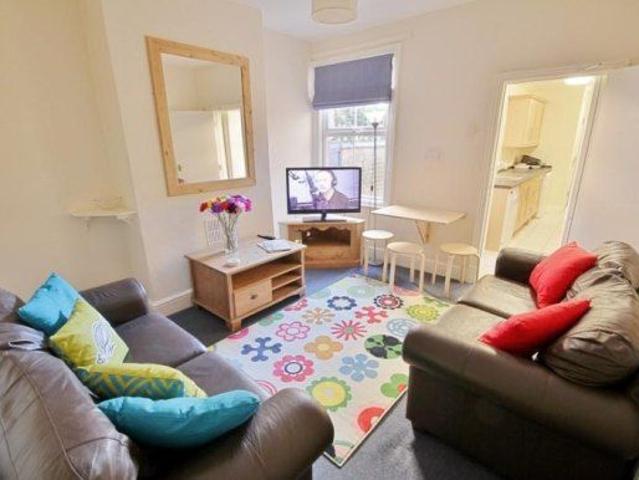 Heathcoat Street, Loughborough, Leicestershire LE11, 5 bed shared accommodation to rent, £563 pppm | PrimeLocation