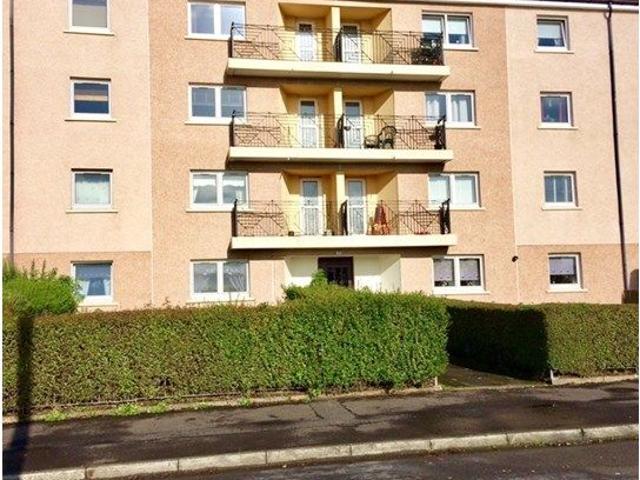 Heathcot Avenue, Glasgow G15, 2 bed flat to rent, £900 pcm | PrimeLocation