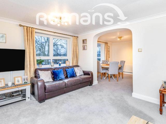 Heathcote Court, Osborne Road, Windsor SL4, 2 bed flat to rent, £1,750 pcm | PrimeLocation