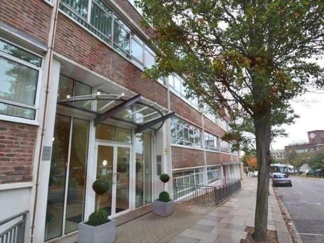 Heathcroft, Ealing, W5