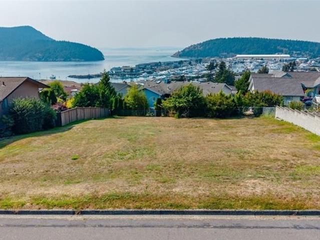 Heather Dr, Anacortes, WA 98221