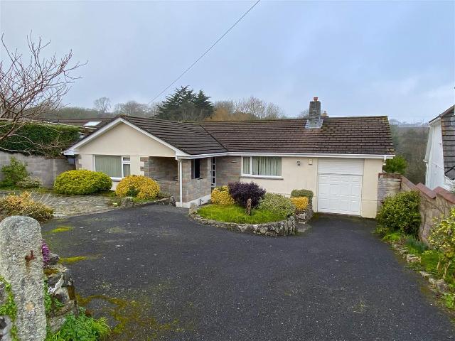 Heather Lane, Canonstown, Hayle TR27, 2 bed detached bungalow to rent, £1,300 pcm | PrimeLocation