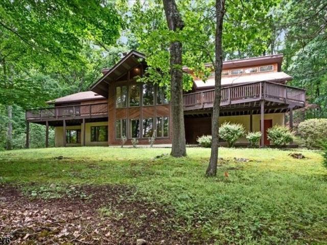 Heather Ln, Sparta, Home For Sale