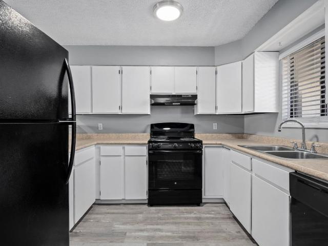 Heather Ridge 1 Bedroom Apartment for Rent at 1121 Lowell Ct, Grand Junction, CO 81506