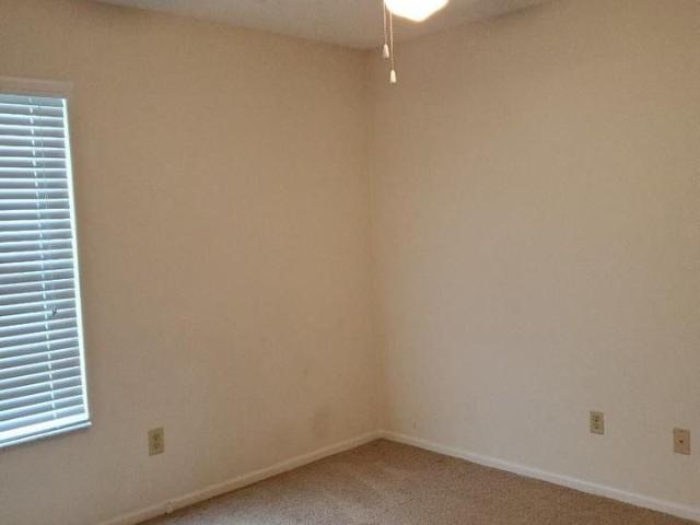 Heatherbrook 2 Bedroom Apartment for Rent at 1100 Kingbolt Circle Dr, Mehlville, MO 63129 Mehlville