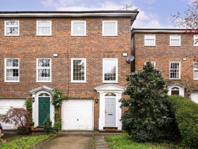 Heatherdale Close, Kingston KT2, 4 bed property to rent, £3,195 pcm | PrimeLocation