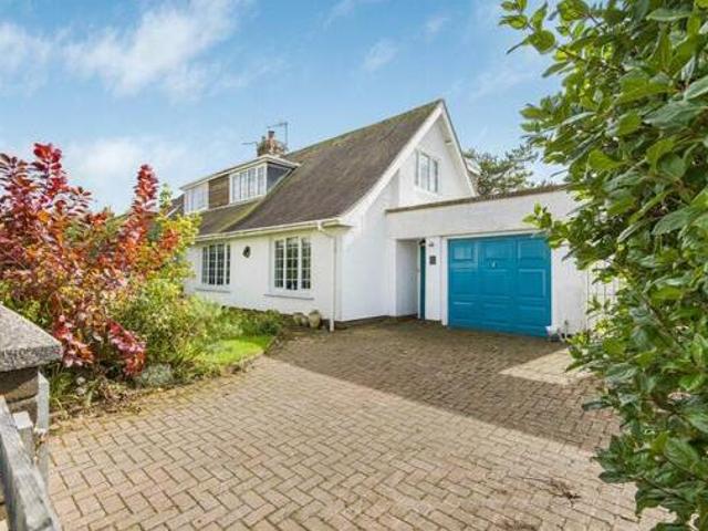 Heatherslade Close, Southgate, 4 Bedroom Semi detached