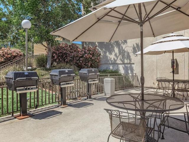 Heatherwood Apartmements 1 Bedroom Apartment for Rent at 5333 Baltimore Dr, La Mesa, CA 91942 La Mesa