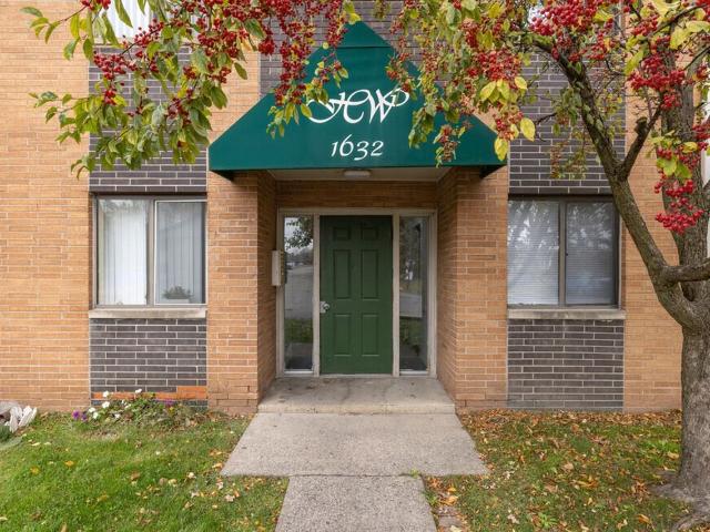 Heatherwood Apartments 2 Bedroom Apartment for Rent at 1840 1840, Inkster, MI 48141 Inkster