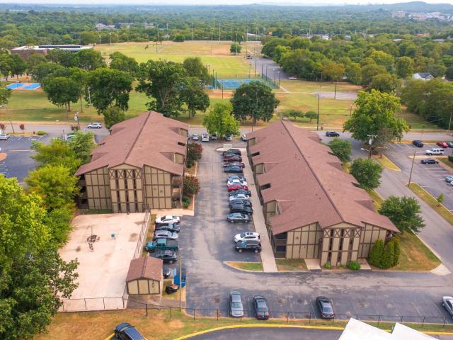 Heatherwood Apartments