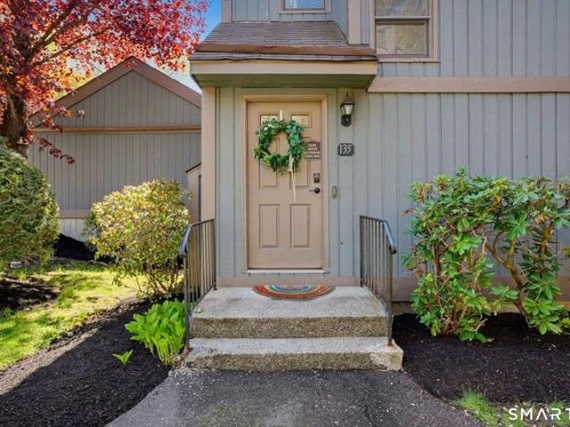 Heatherwood Dr Unit,brookfield, Condo For Sale