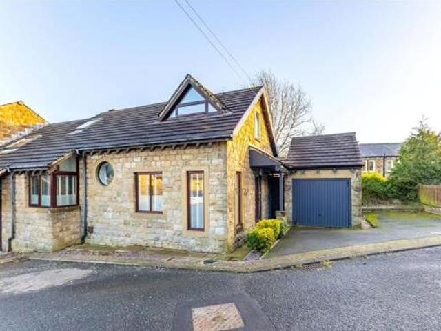 Heathfield Mews, Golcar, 3 Bedroom End