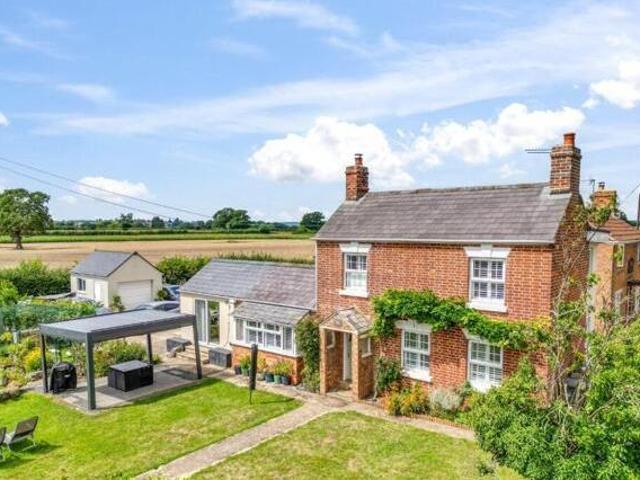 Heathfield, Alkington, 3 Bedroom Detached