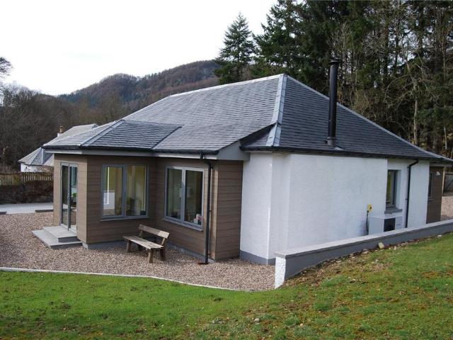 Heathfield, Blairgowrie Road. 4 bed bungalow to rent £1,950 pcm £450 pw