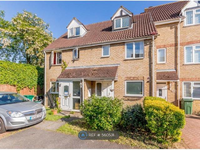 Heathfield Drive, Mitcham CR4, 3 bed terraced house to rent, £2,300 pcm | PrimeLocation