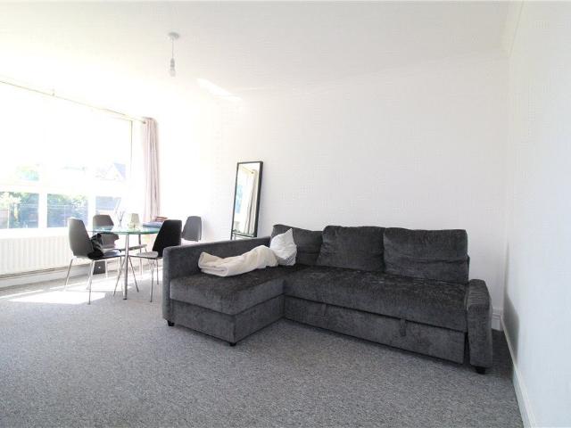 Heathfield Road, Croydon CR0, 1 bed flat to rent, £1,300 pcm | PrimeLocation