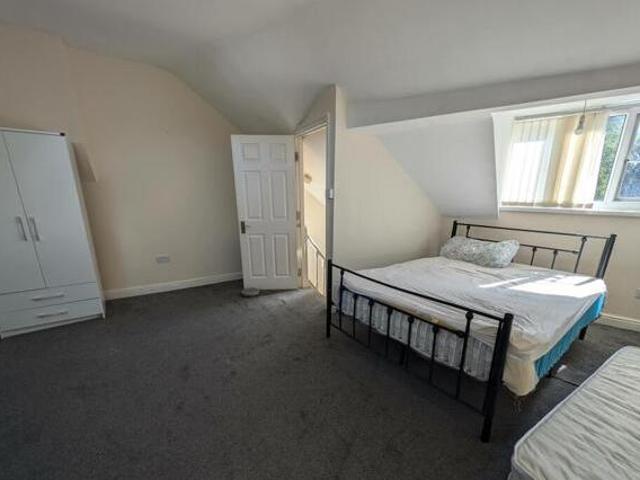 Heathfield Road, Handsworth, 3 Bedroom Flat
