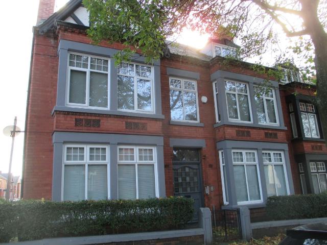 Heathfield Road, Liverpool L15, 2 bed flat to rent, £1,200 pcm | PrimeLocation