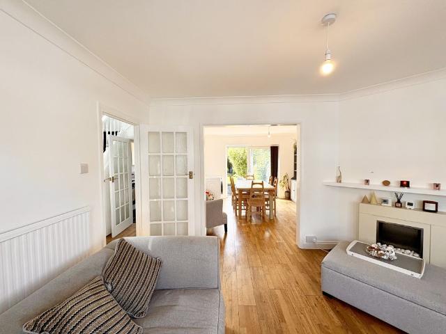 Heathside Avenue, Bexleyheath, DA7