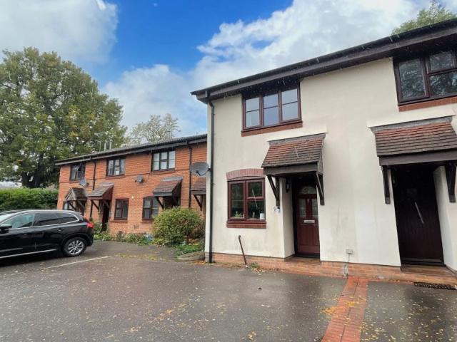 Heathside Road, Woking 2 bedrooms Property for lettings Seymours