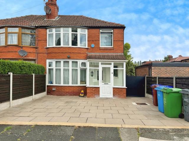 Heathside Road, Manchester, Greater. 4 bed semi detached house to rent £2,253 pcm £520 pw