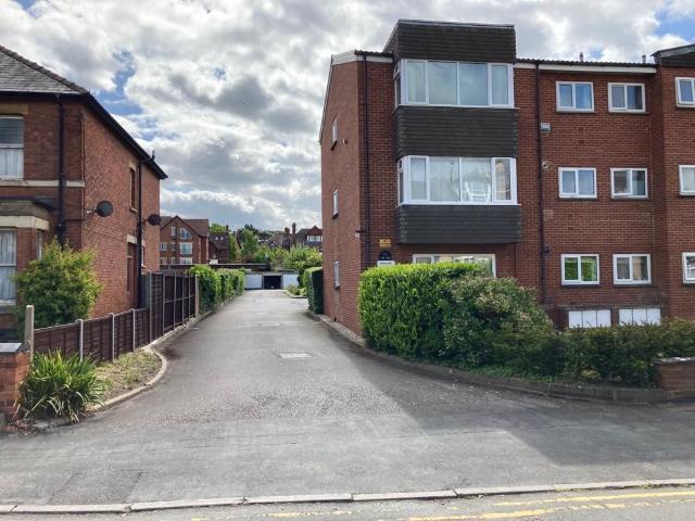 Heathville Road, Gloucester GL1, 2 bed flat to rent, £900 pcm | PrimeLocation