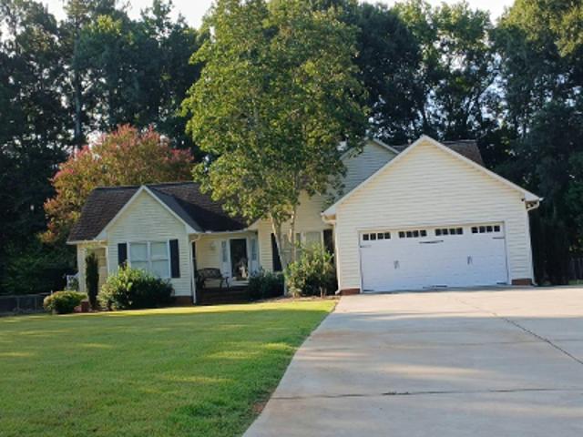 Heathwood Dr
