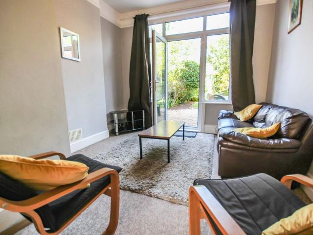 Heathwood Road, Bournemouth, BH9