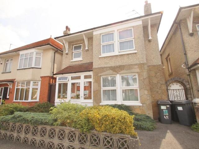 Heathwood Road, Bournemouth BH9 5 bed property to rent £2,650 pcm £612 pw