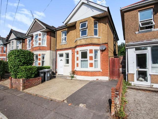 Heathwood Road, Bournemouth BH9 5 bed property to rent £2,900 pcm £669 pw